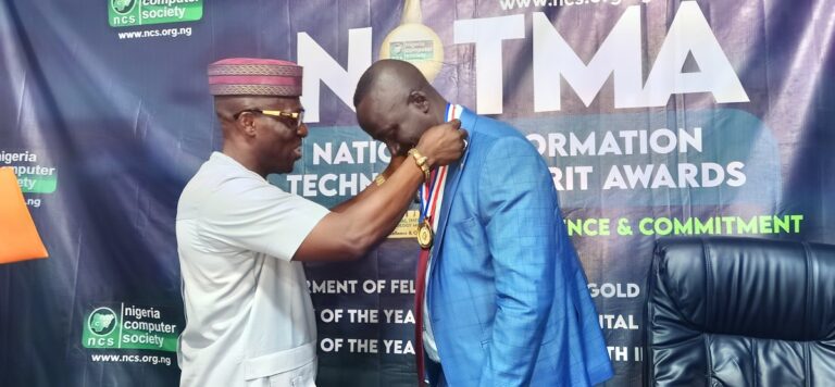 Professor Adesina Sodiya Receives CESVO's Integrity Icon Award | Tech | Business | Economy